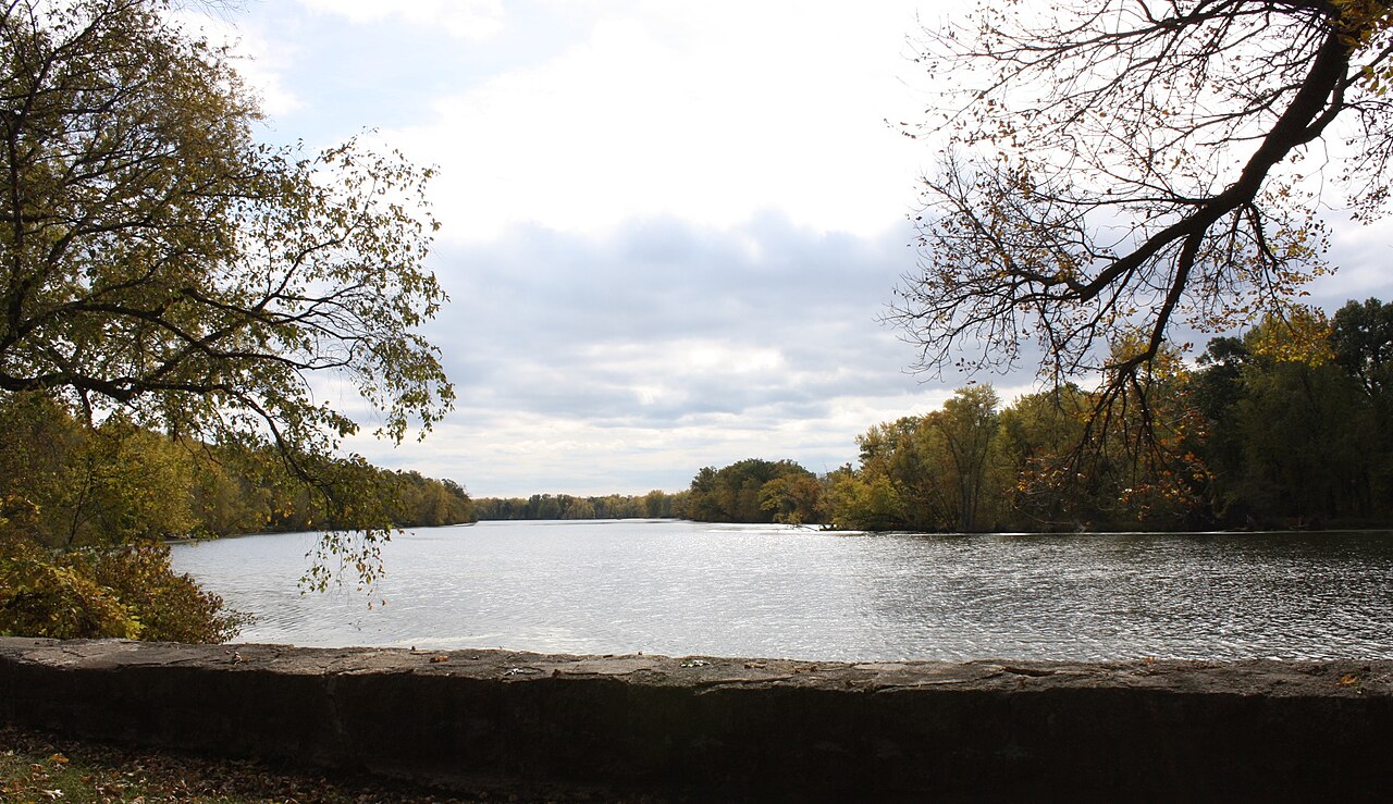 Merrick State Park Camping | Mississippi River backwaters...